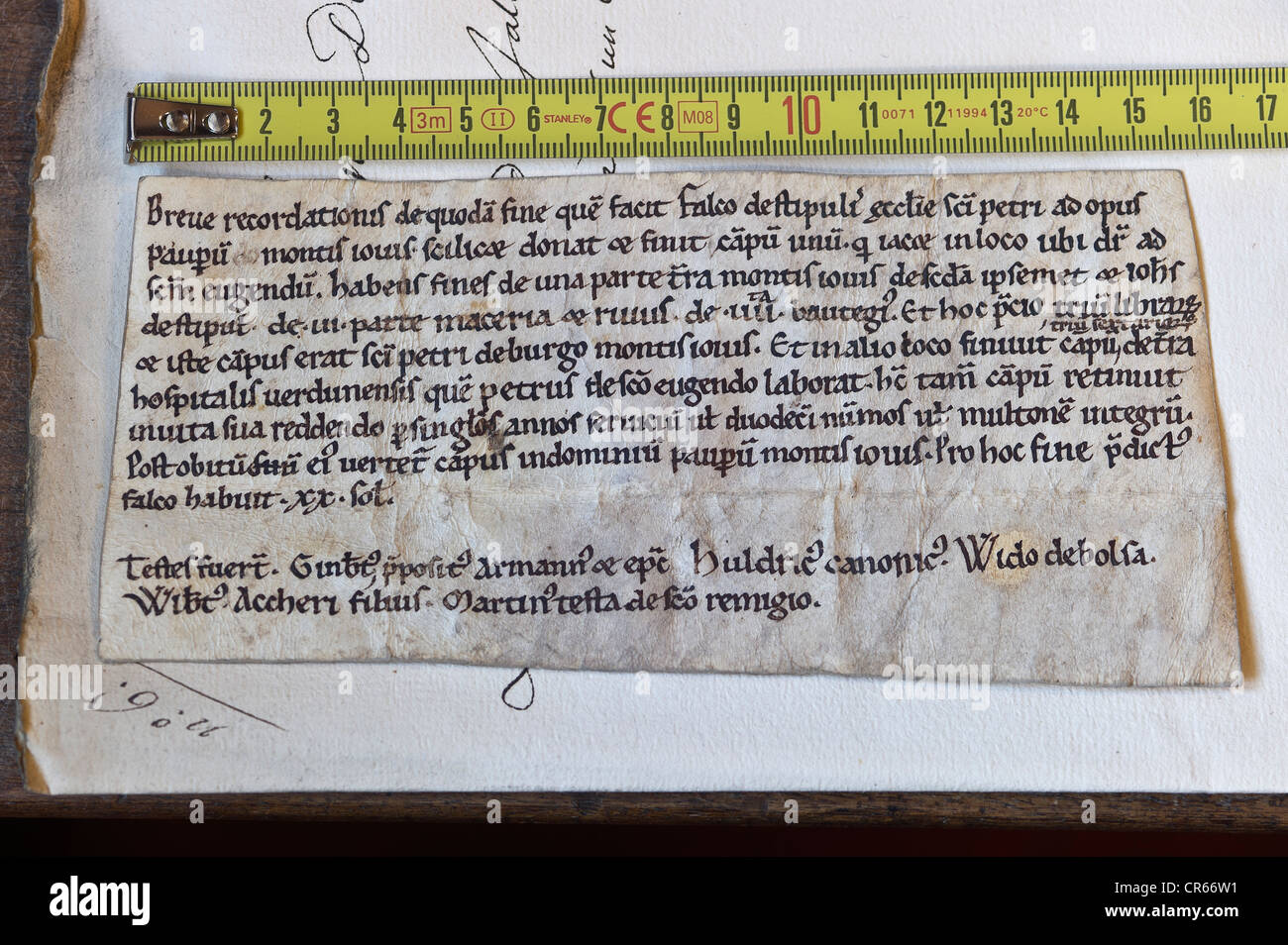 Medieval documents Banque de photographies et d’images à haute ...