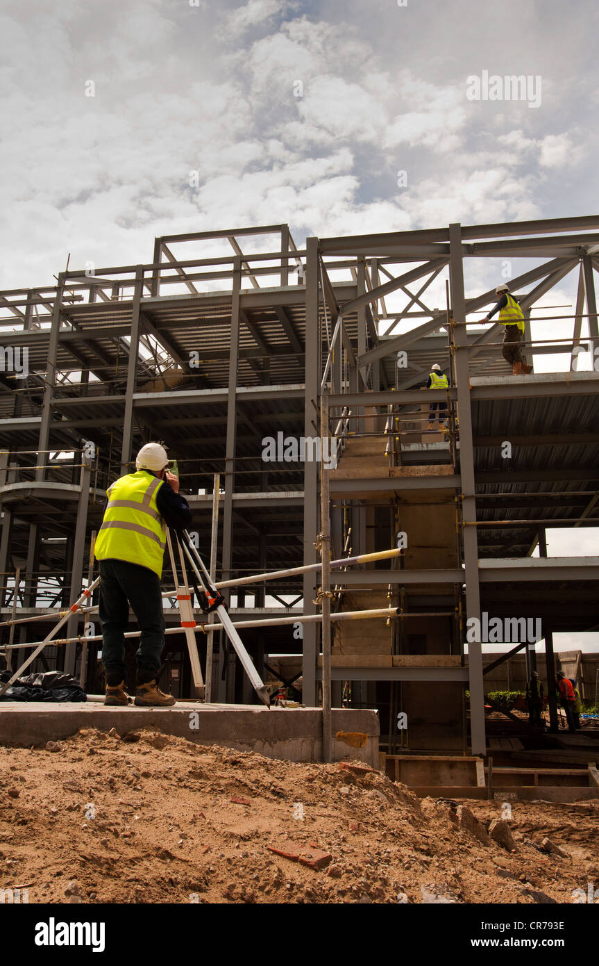 Steel building construction surveyor Banque de photographies et d ...