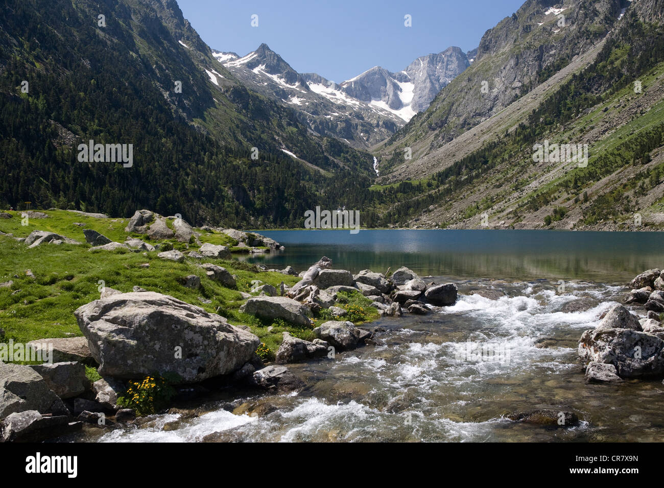 France, Hautes Pyrenees, lac de Gaube Photo Stock - Alamy