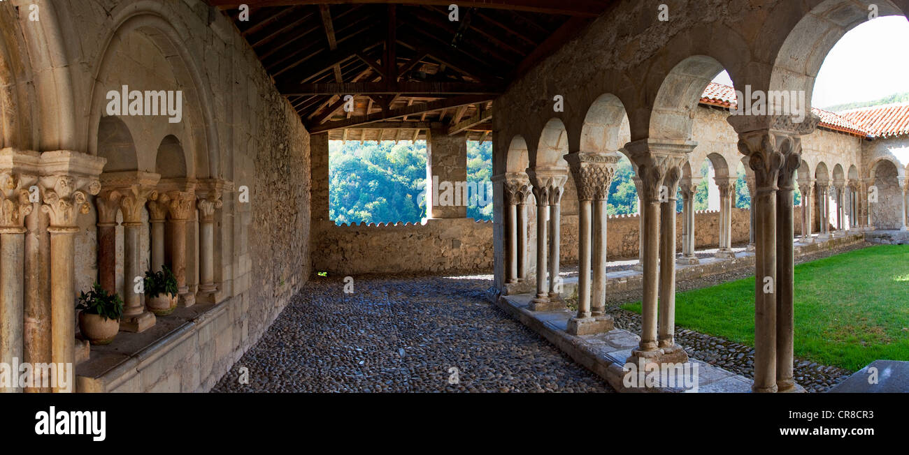 France, Haute Garonne, Saint Bertrand de Comminges, la cathédrale de ...