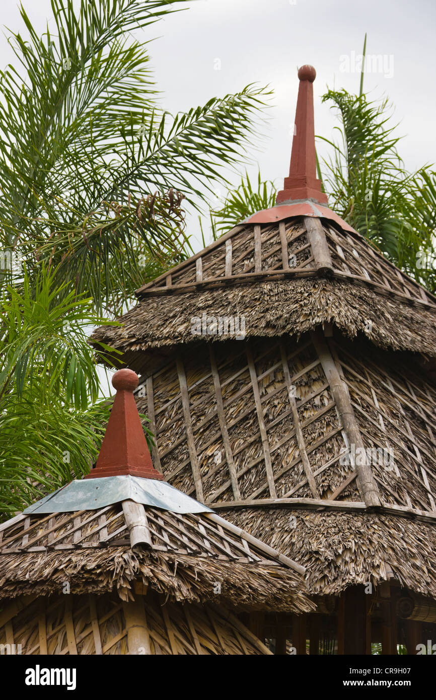 Maison philippine traditionnelle Banque de photographies et d’images à ...