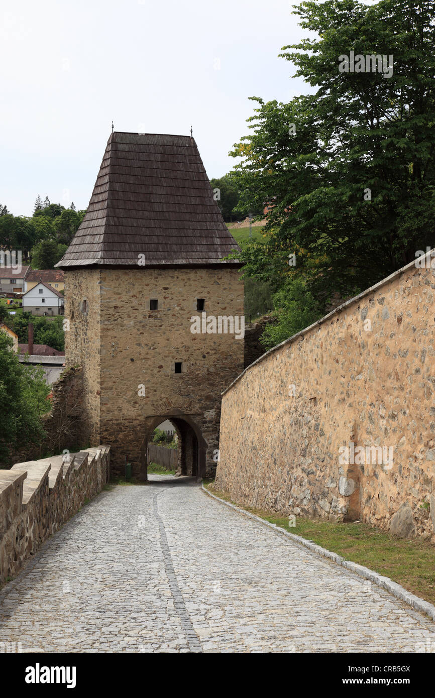 Cerna brana Banque de photographies et d’images à haute résolution - Alamy