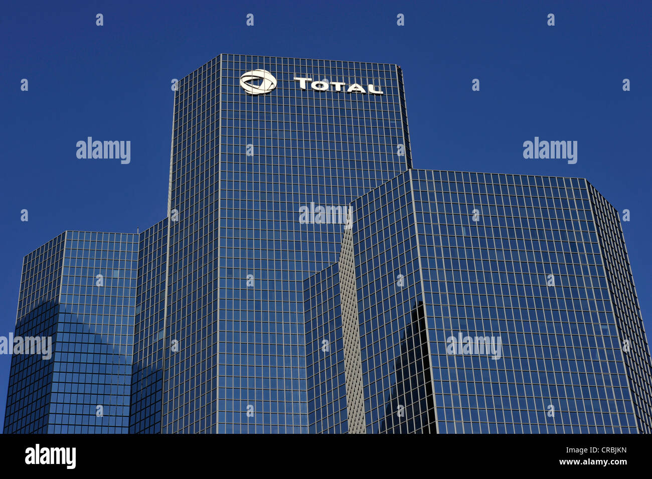 Total fina elf Banque de photographies et d’images à haute résolution ...