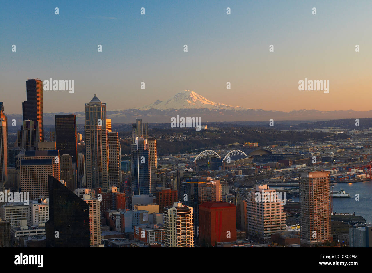 Seattle skyline Banque de photographies et d’images à haute résolution ...