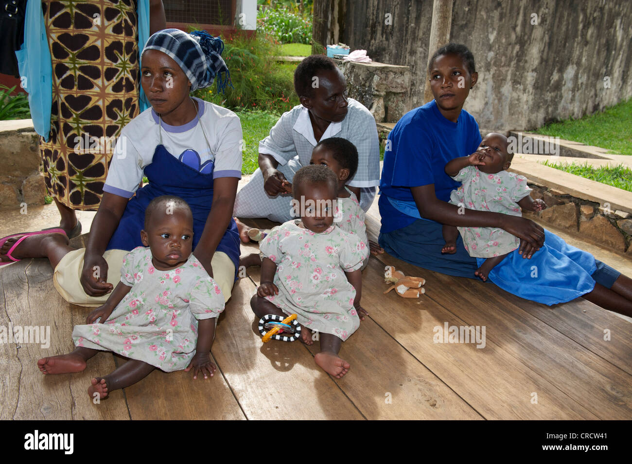 Orphelinat enfant Banque de photographies et d’images à haute ...