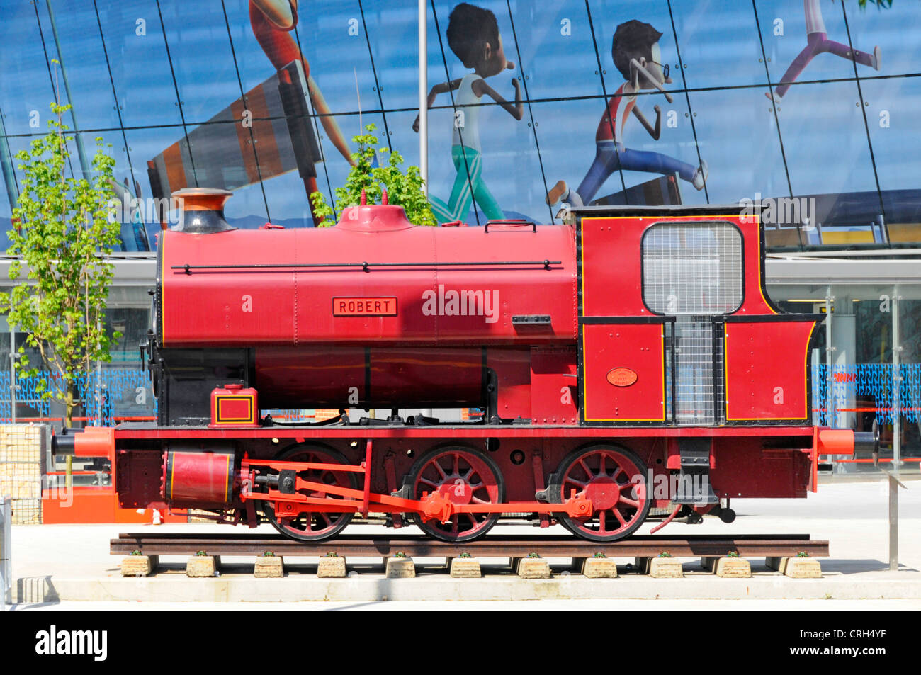 Immeuble de la gare de Stratford avec Robert Steam Engine et Lloyds TSB ...