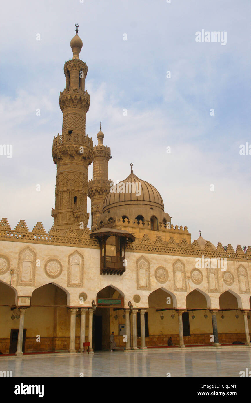 Minaret al azhar mosque cairo Banque de photographies et d’images à ...