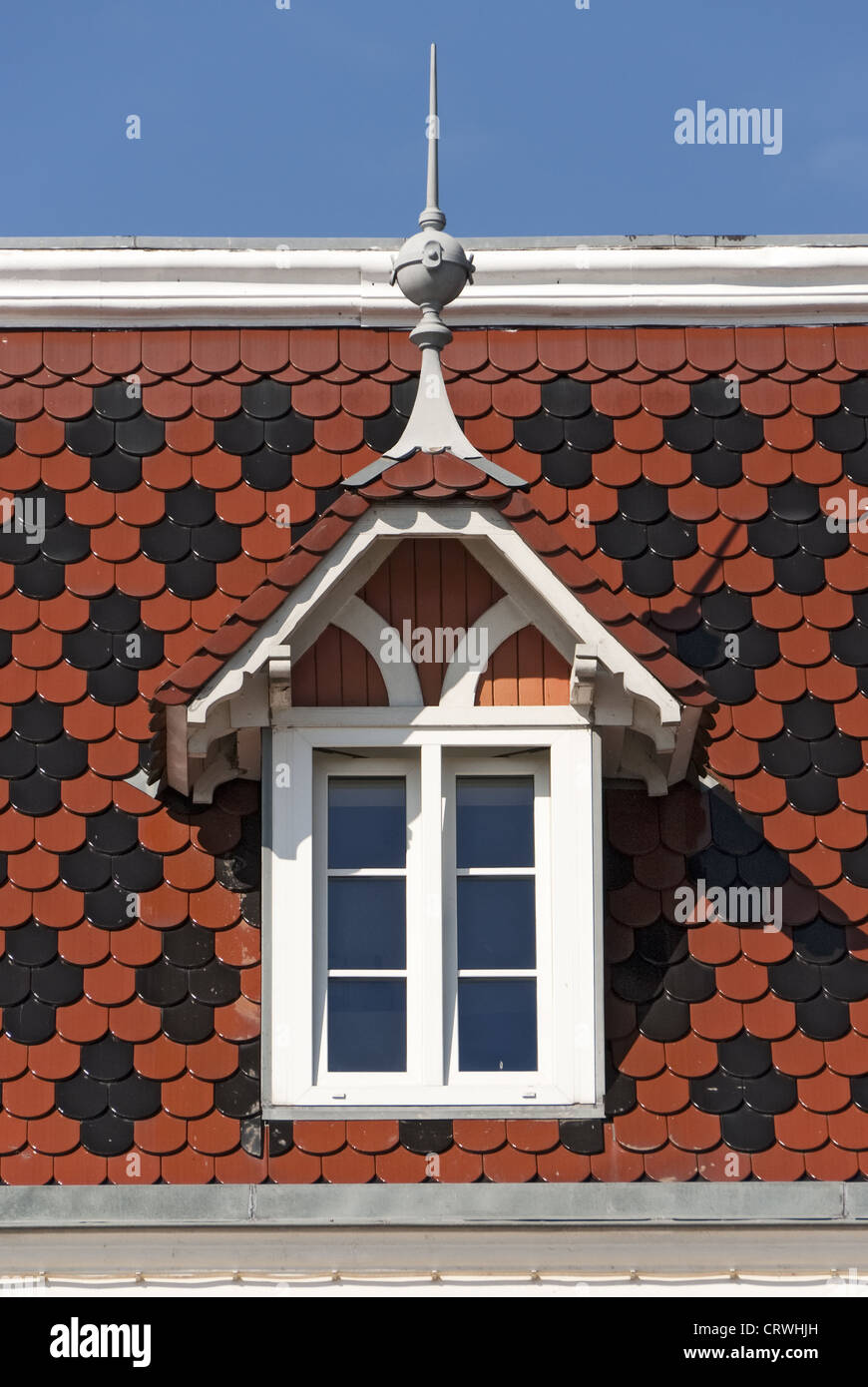 Vieilles lucarnes Banque de photographies et d’images à haute ...