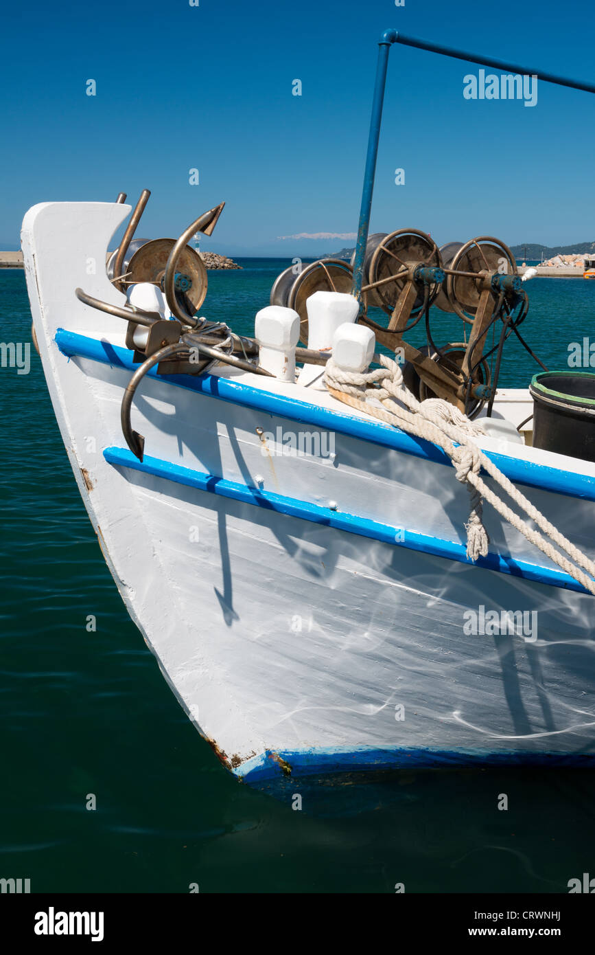 Proue de bateau de pêche Banque de photographies et d’images à haute ...