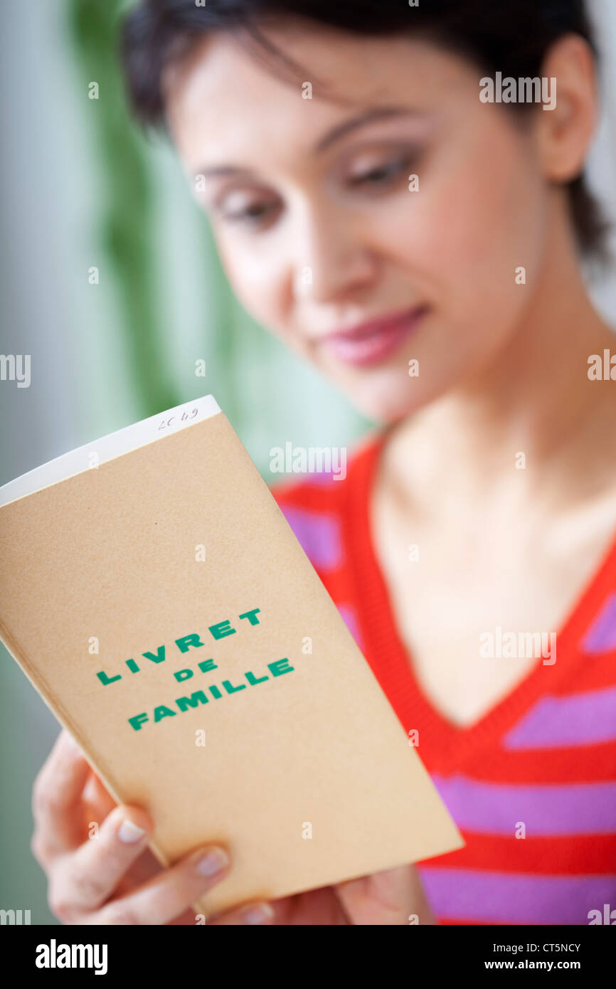Livret de famille Banque de photographies et d’images à haute ...