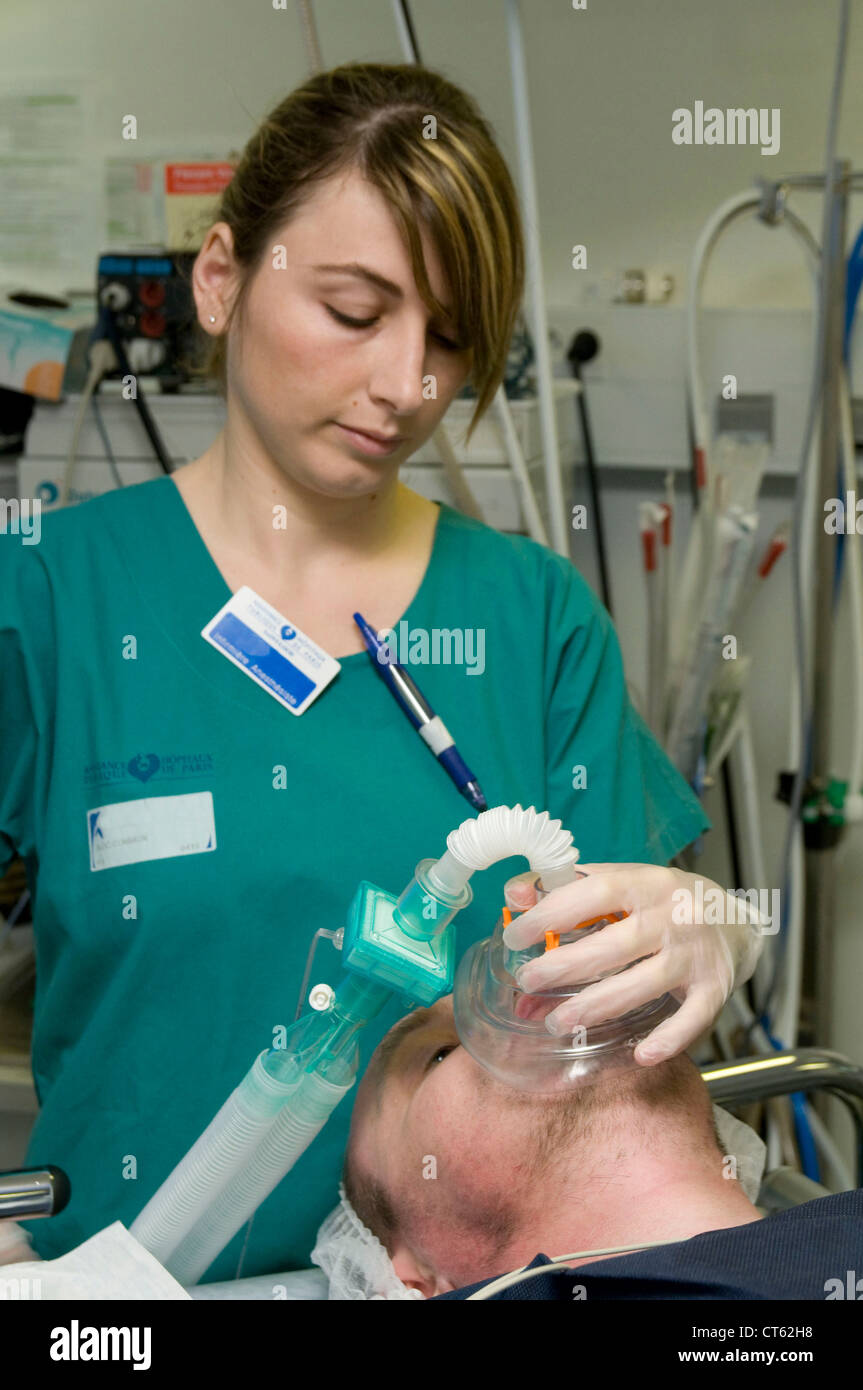 Anesthesia Mask Banque d'image et photos - Alamy
