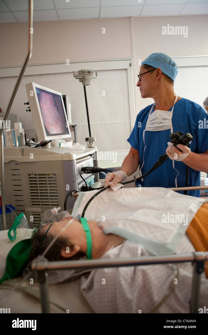 Gi endoscopie Banque de photographies et d’images à haute résolution ...