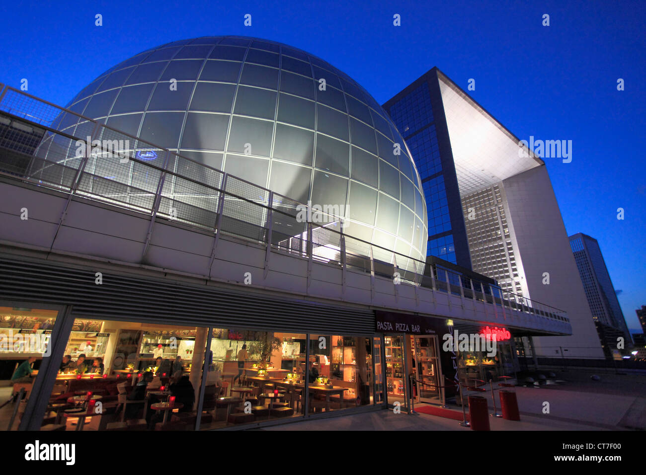 Imax dome Banque de photographies et d’images à haute résolution - Alamy