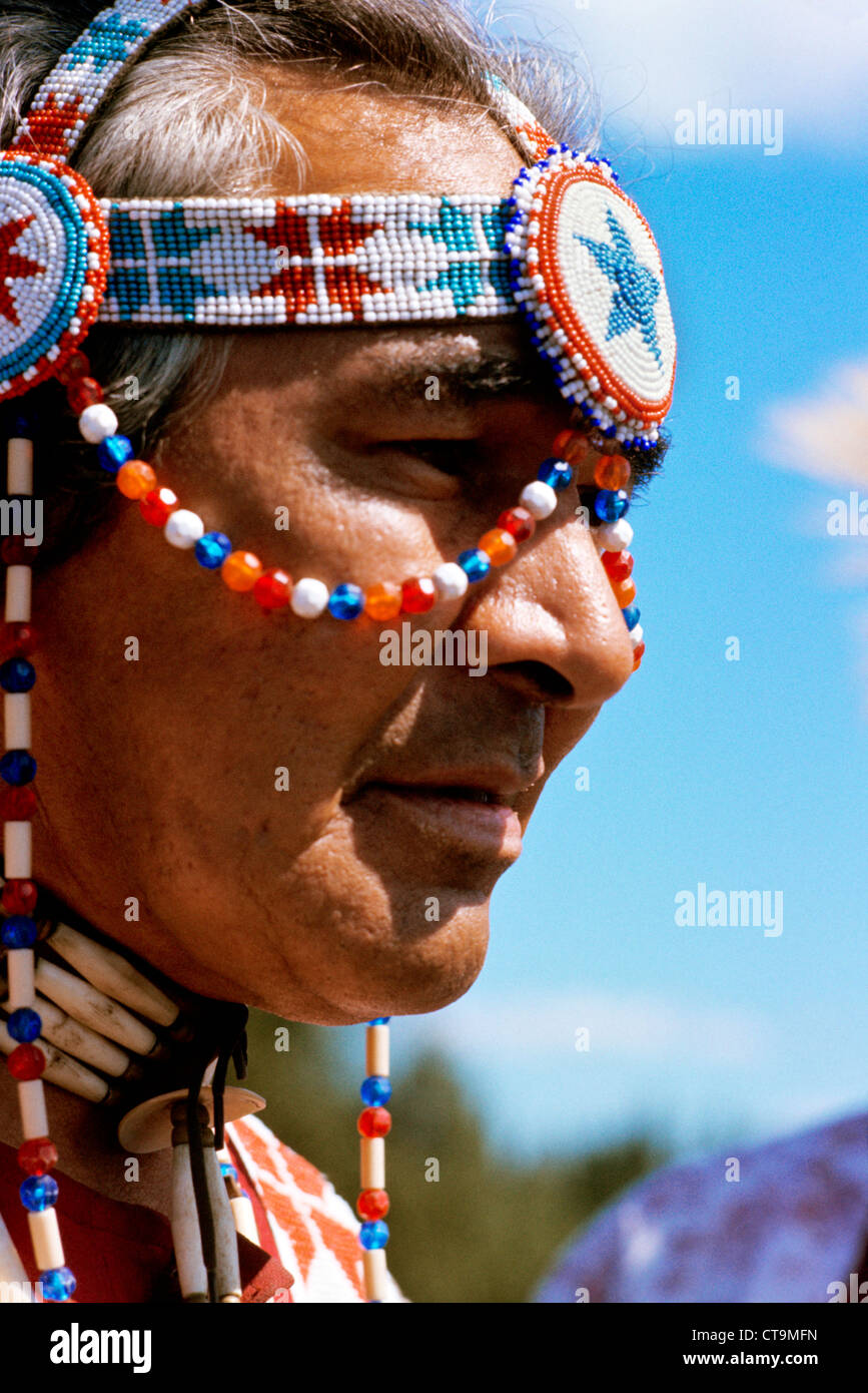 Portrait d'un chef indien ou Native American Indian Chef,Pow Wow ...