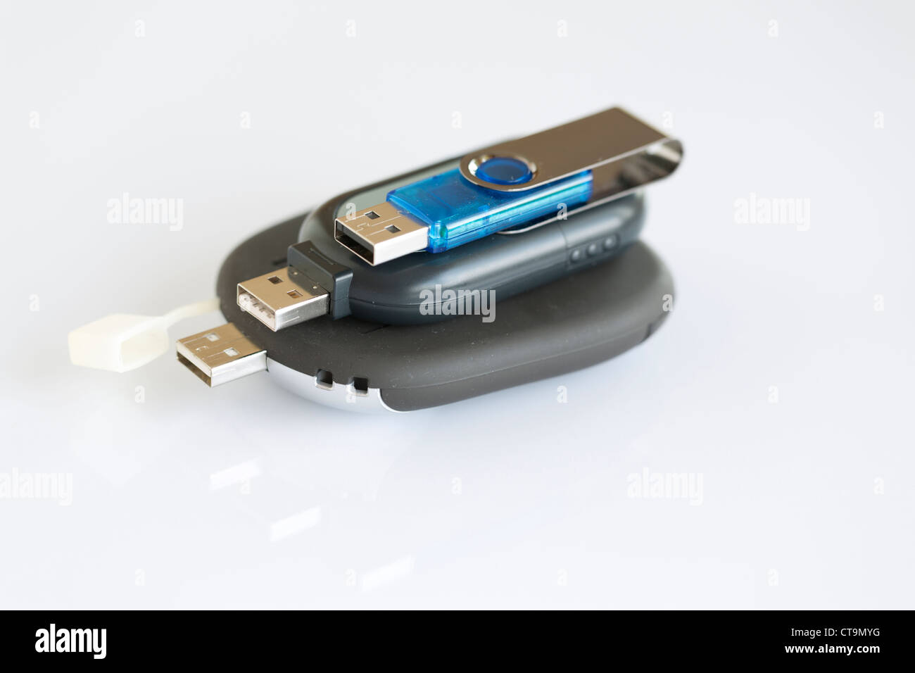 Stockage usb Banque de photographies et d’images à haute résolution - Alamy