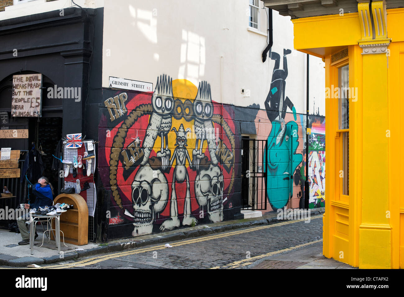 Graffiti street art londres Banque de photographies et d’images à haute ...