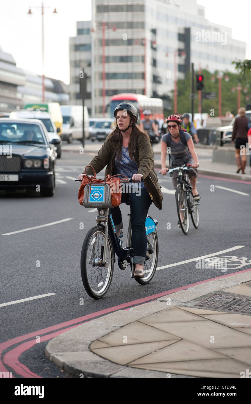 Boris bike londres Banque de photographies et d’images à haute ...