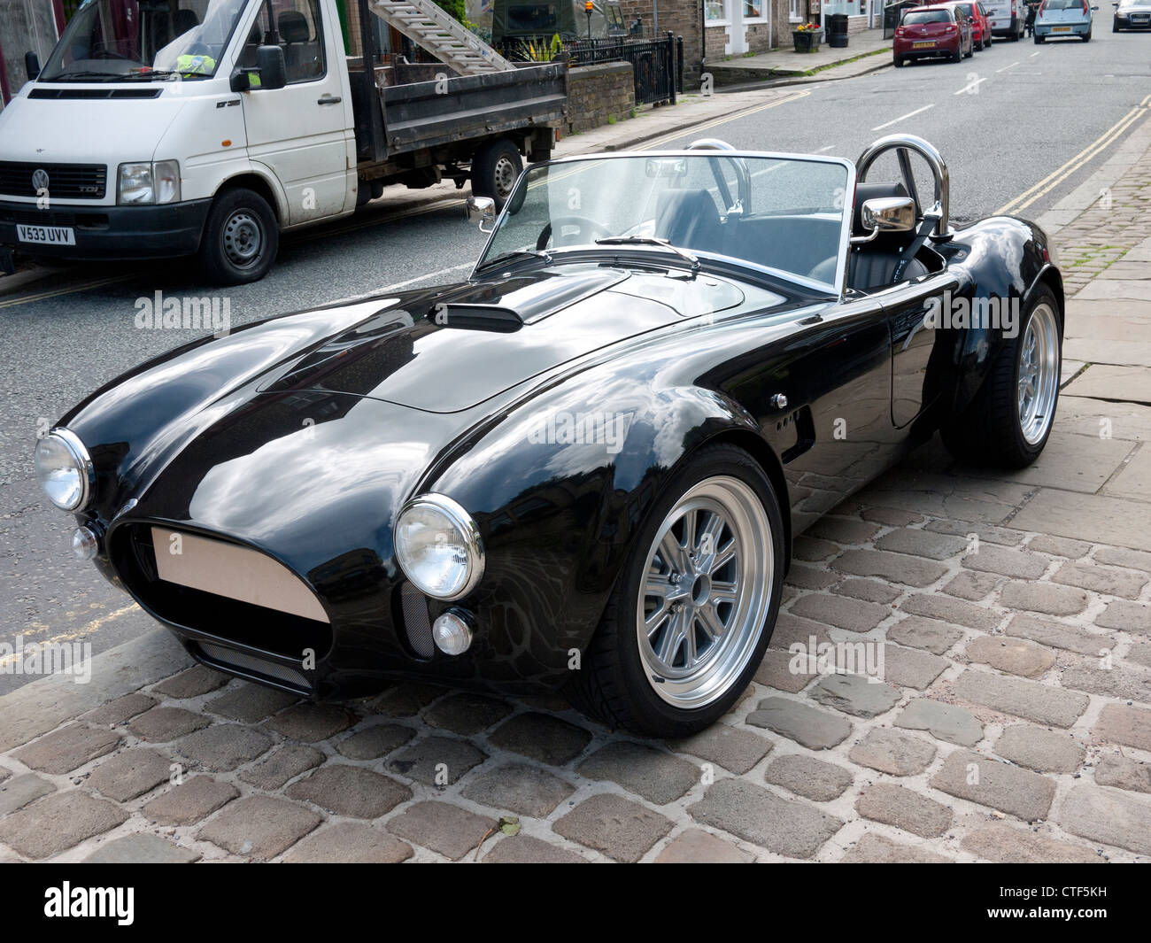 AC Cobra Replica kit car. UK Photo Stock - Alamy