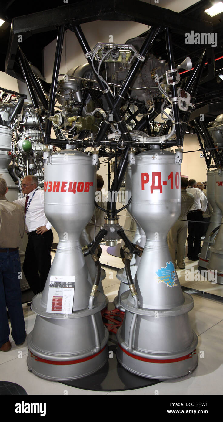 Moteur-fusée à propergol liquide RD-107A/108A (le Salon Aérospatial ...