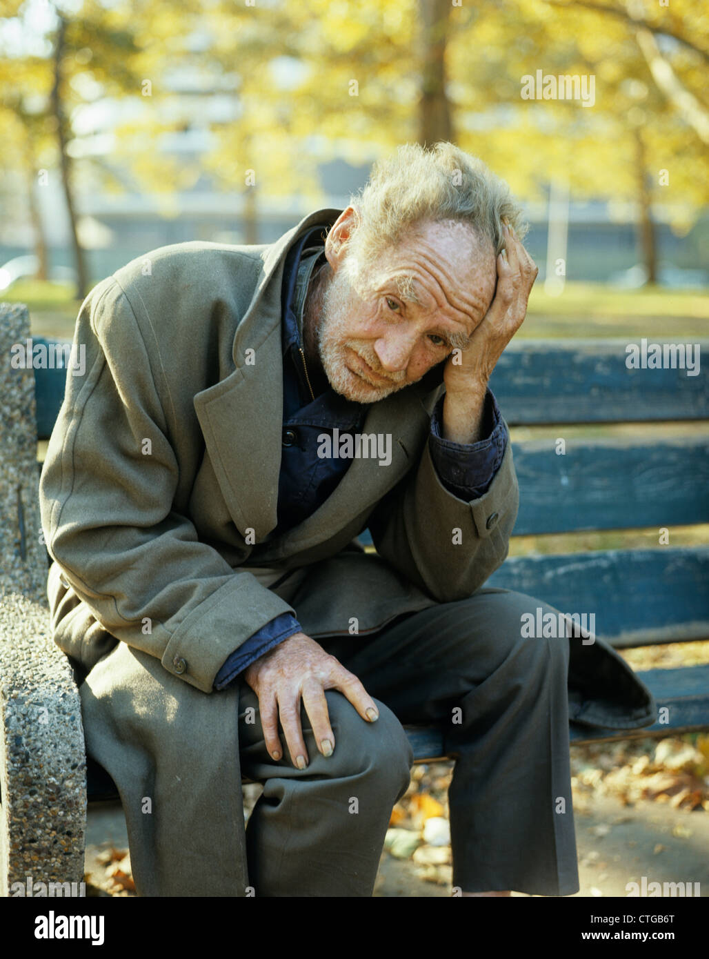 Homme sans abri hommes hommes Banque de photographies et d’images à ...
