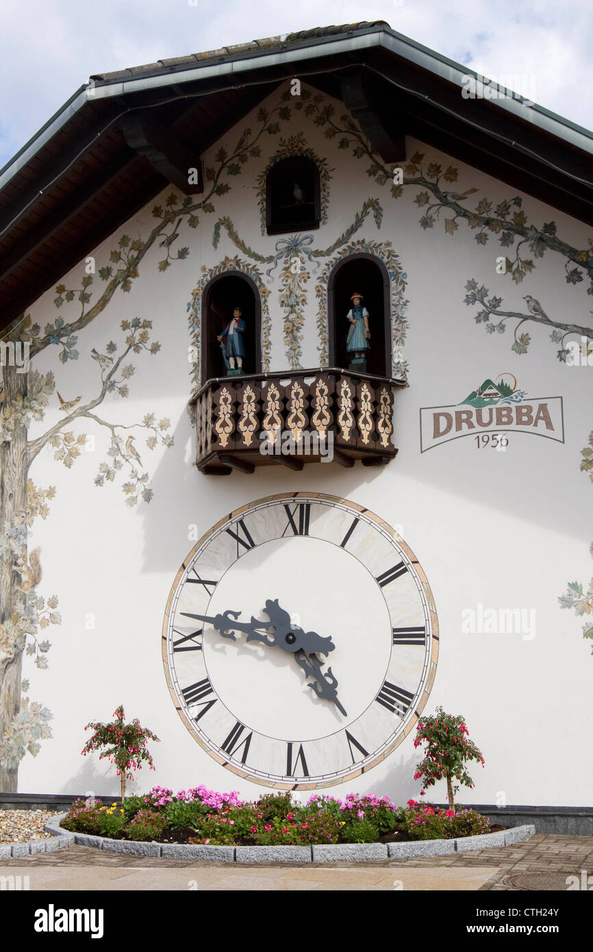 Giant Cuckoo Clock Banque De Photographies Et D images Haute