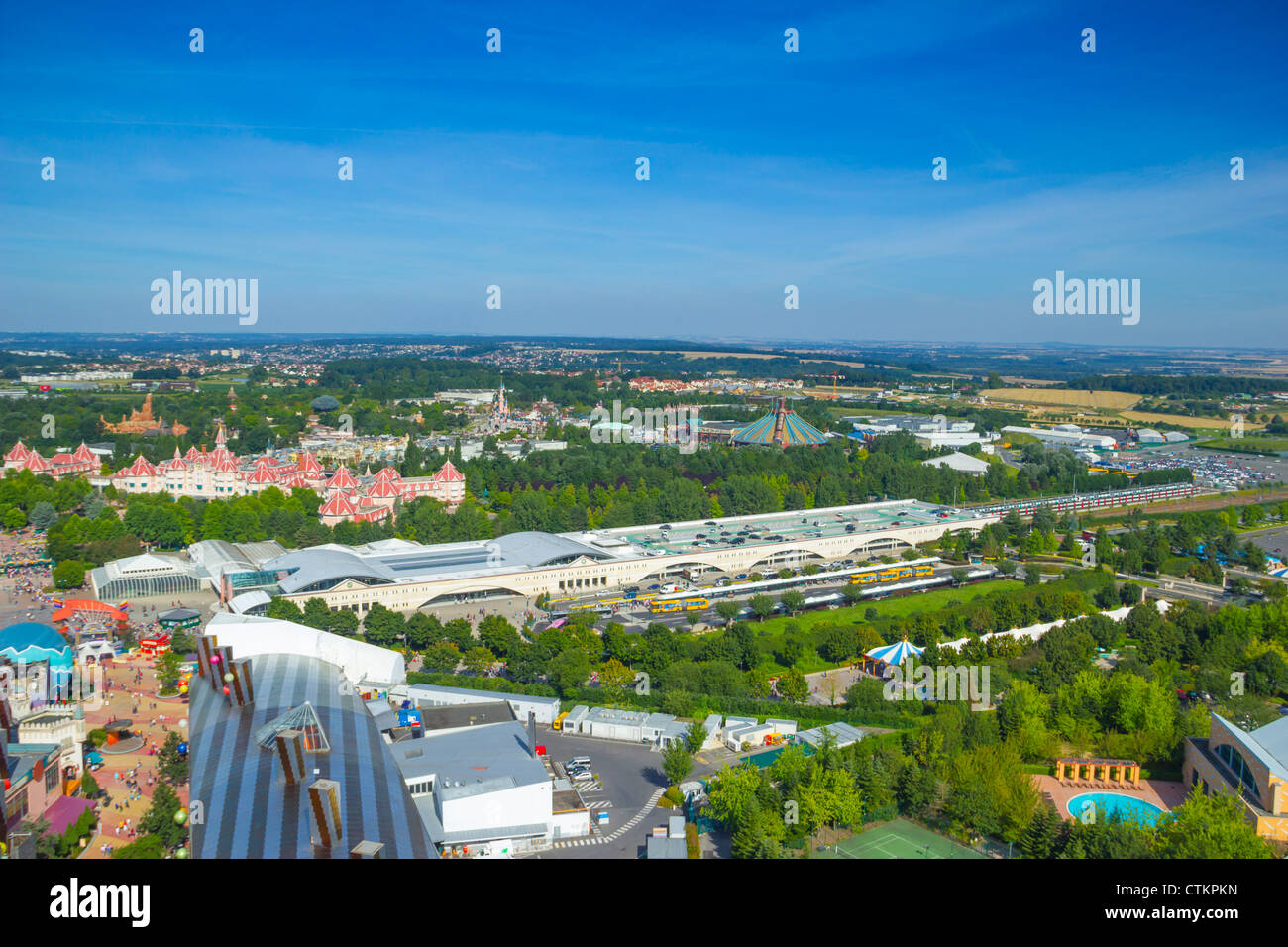 Disneyland paris vue aérienne Banque de photographies et d’images à ...