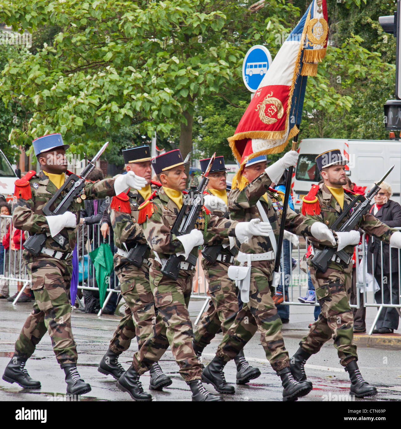 Couleurs de bataille du corps des marines Banque de photographies et d ...
