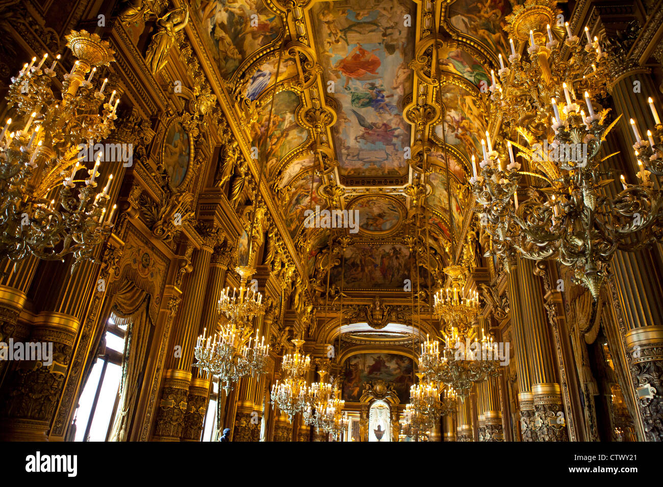 Le Grand foyer dans le Palais Garnier (Opéra de Paris), à Paris, France ...