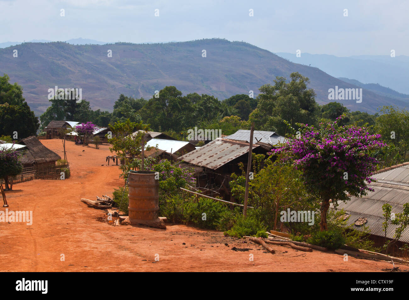 Akha village Banque de photographies et d’images à haute résolution - Alamy