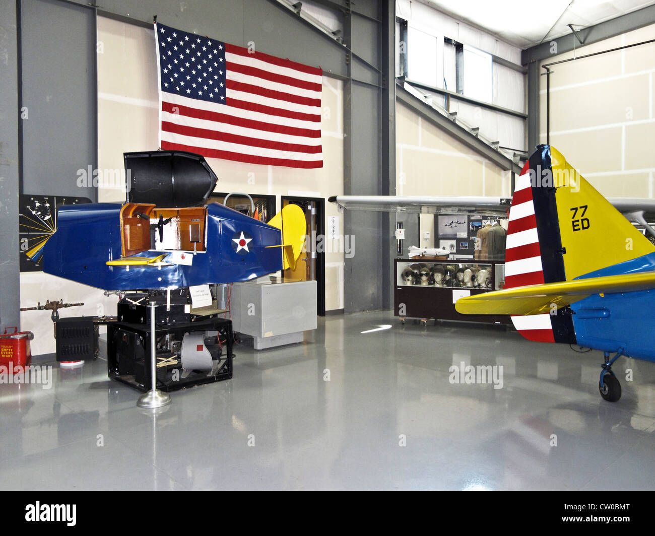 Link Trainer & queue de Fairchild PT-19, tous deux utilisés lors de la ...