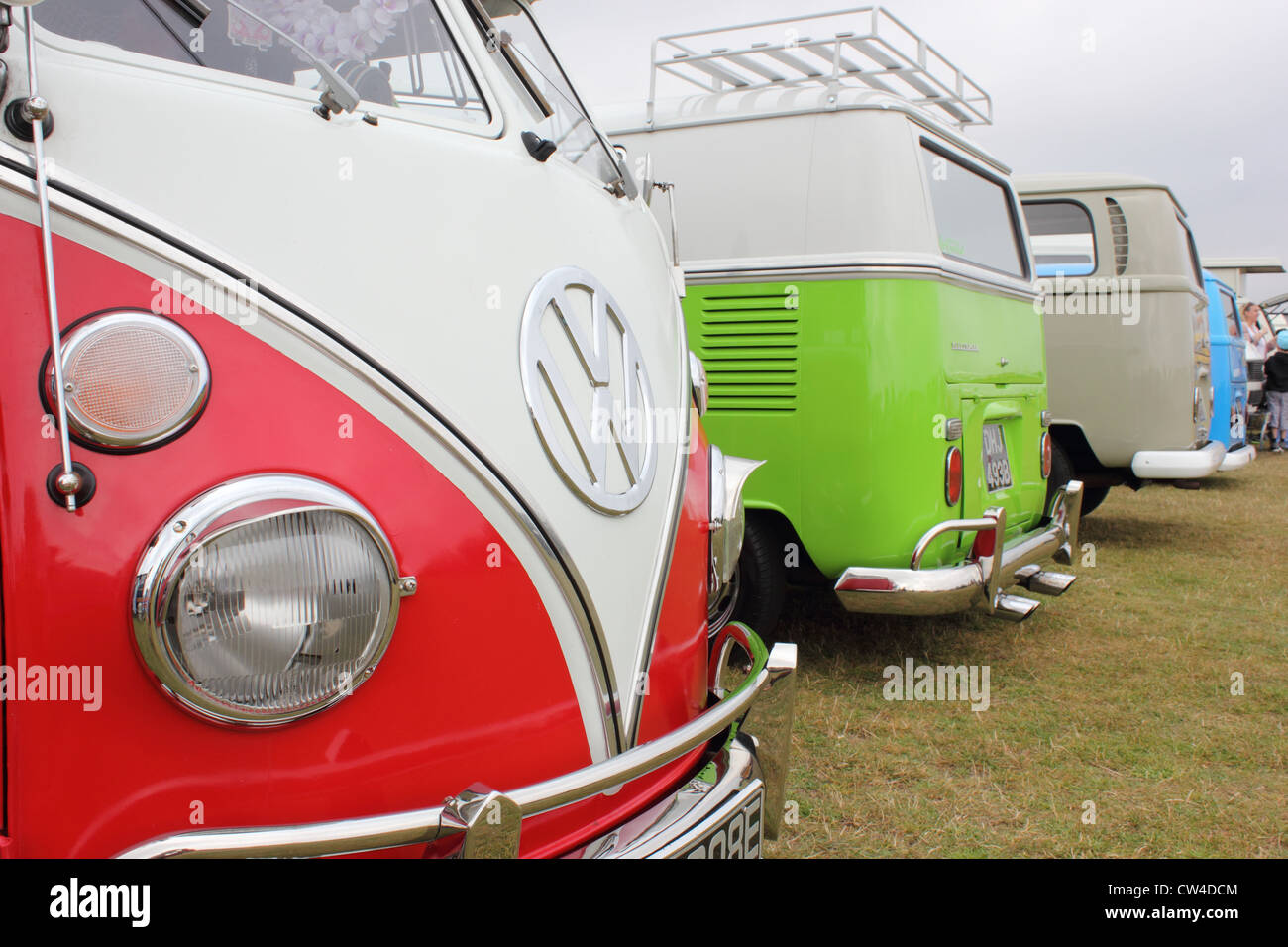 Camping cars vintage Banque de photographies et d’images à haute ...