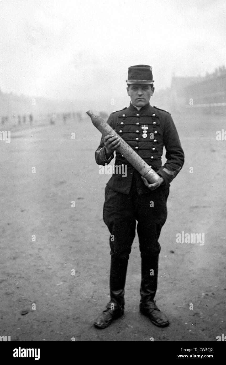 obus de 75 mm Photo Stock - Alamy