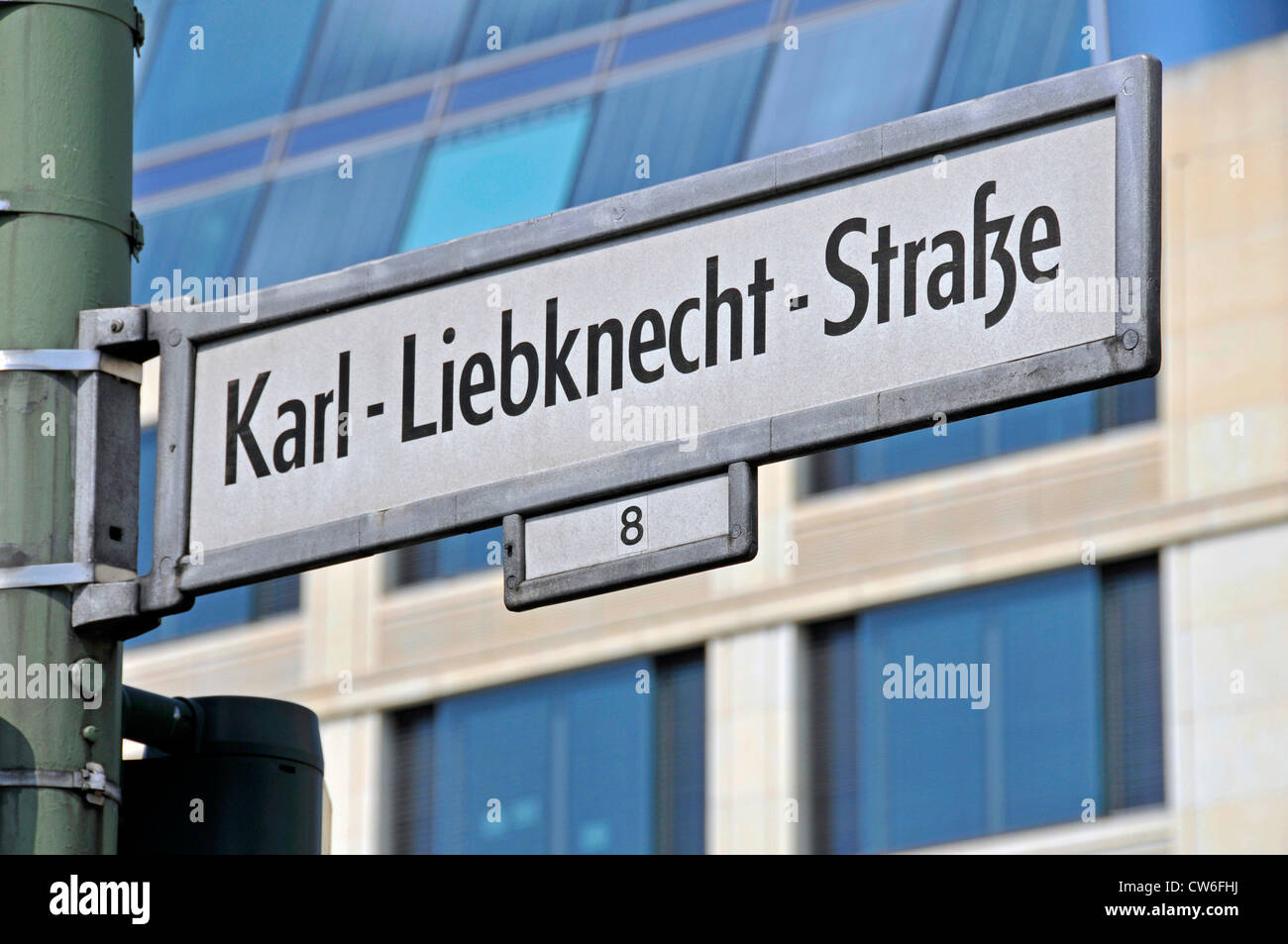 Karl Liebknecht Strasse 36