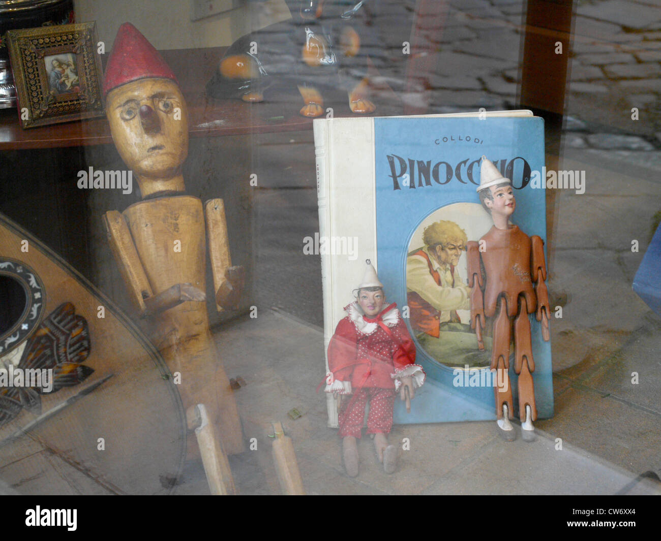 Italy rome pinocchio Banque de photographies et d’images à haute ...