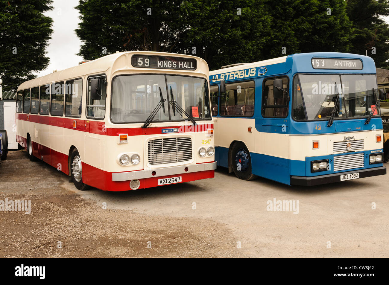 Classic Belfast Bristol RE Citybus (rouge) et de Daimler Leopard ...