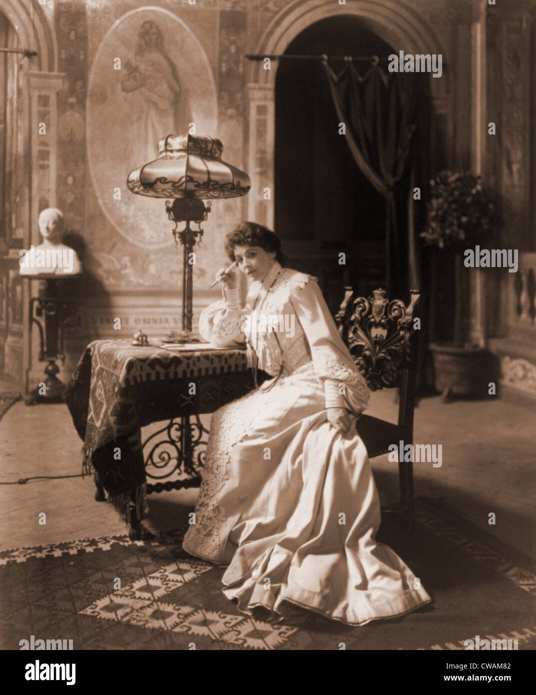Viola allen Banque de photographies et d’images à haute résolution - Alamy