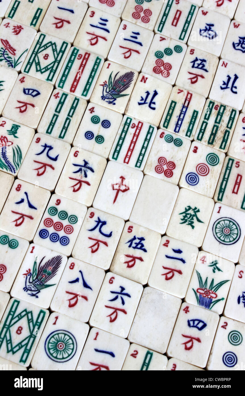 Tuiles de mahjong Banque de photographies et d’images à haute ...