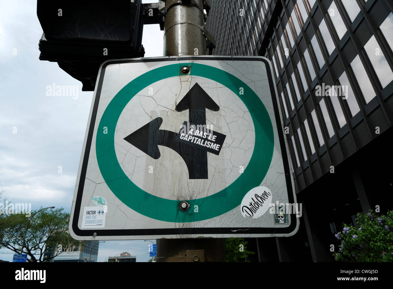 Panneau de signalisation du québec Banque de photographies et d’images ...