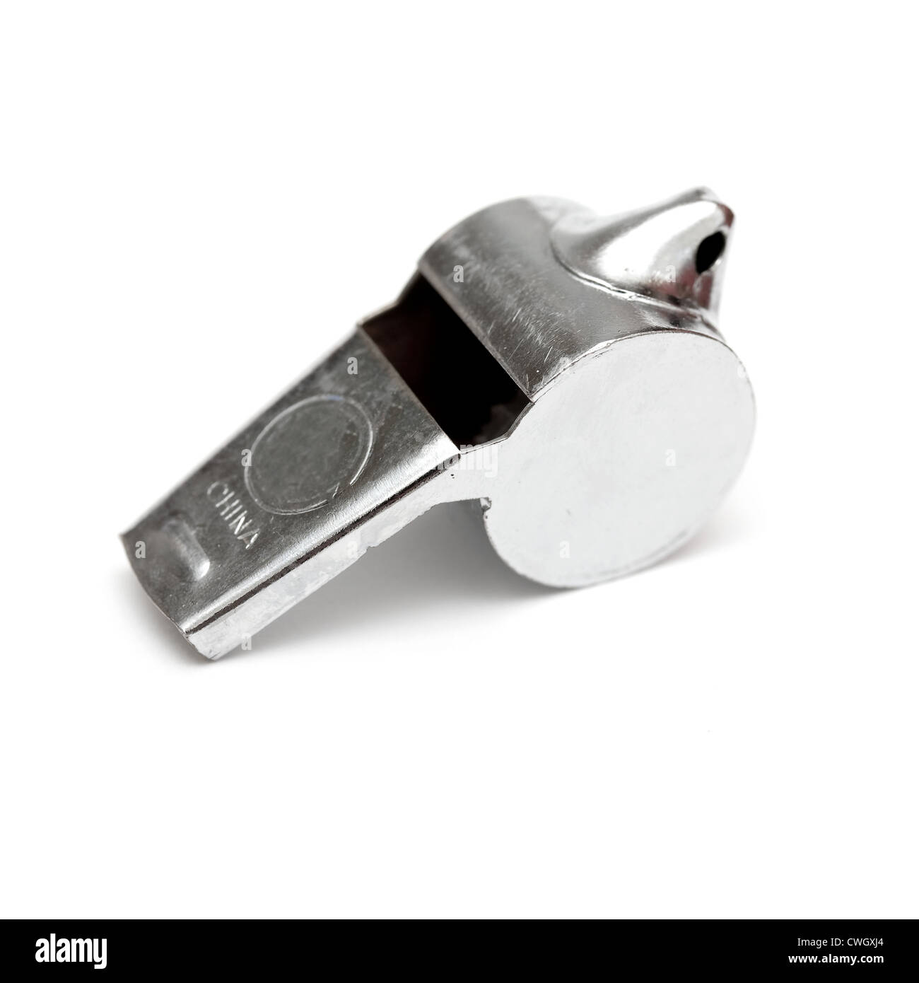 Sifflet de l'arbitre sur fond blanc Photo Stock - Alamy