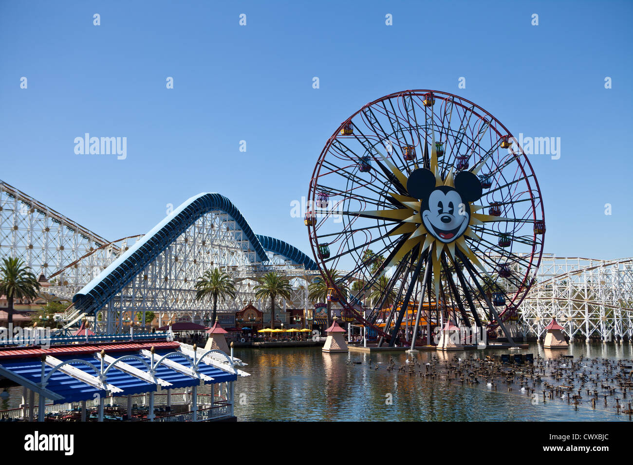 Mickey's Fun Wheel, roue de Ferris, Paradise Pier, Disney's California ...
