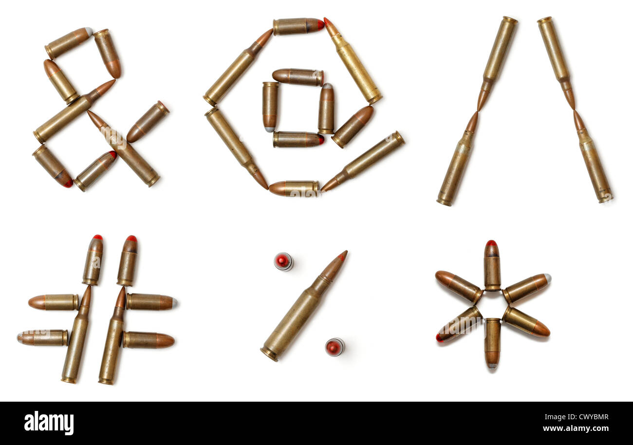 Les signes typographiques spéciales faites de cartouches isolated Photo ...