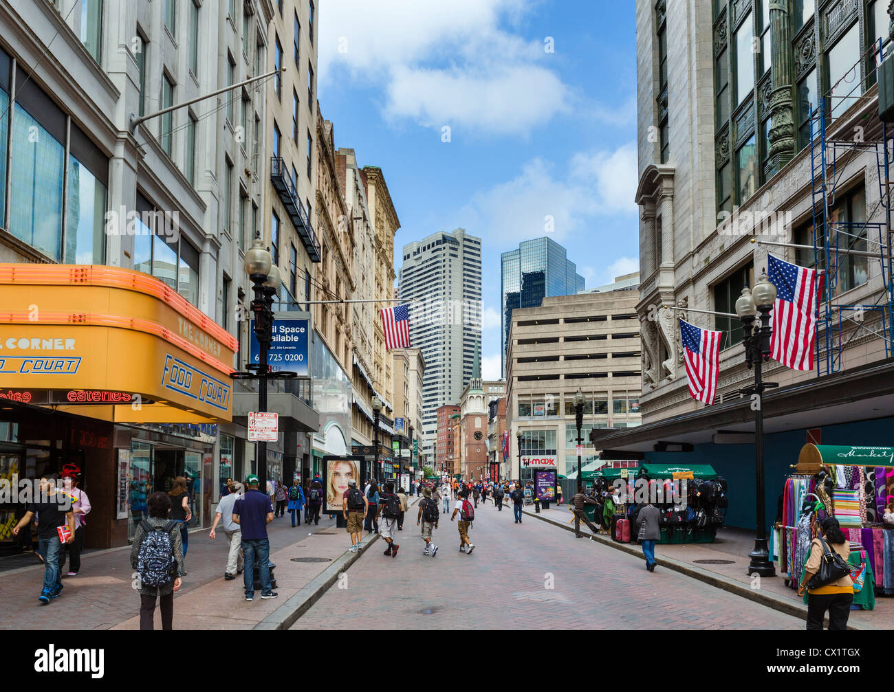 Boutiques sur Washington Street dans le centre-ville, Boston ...