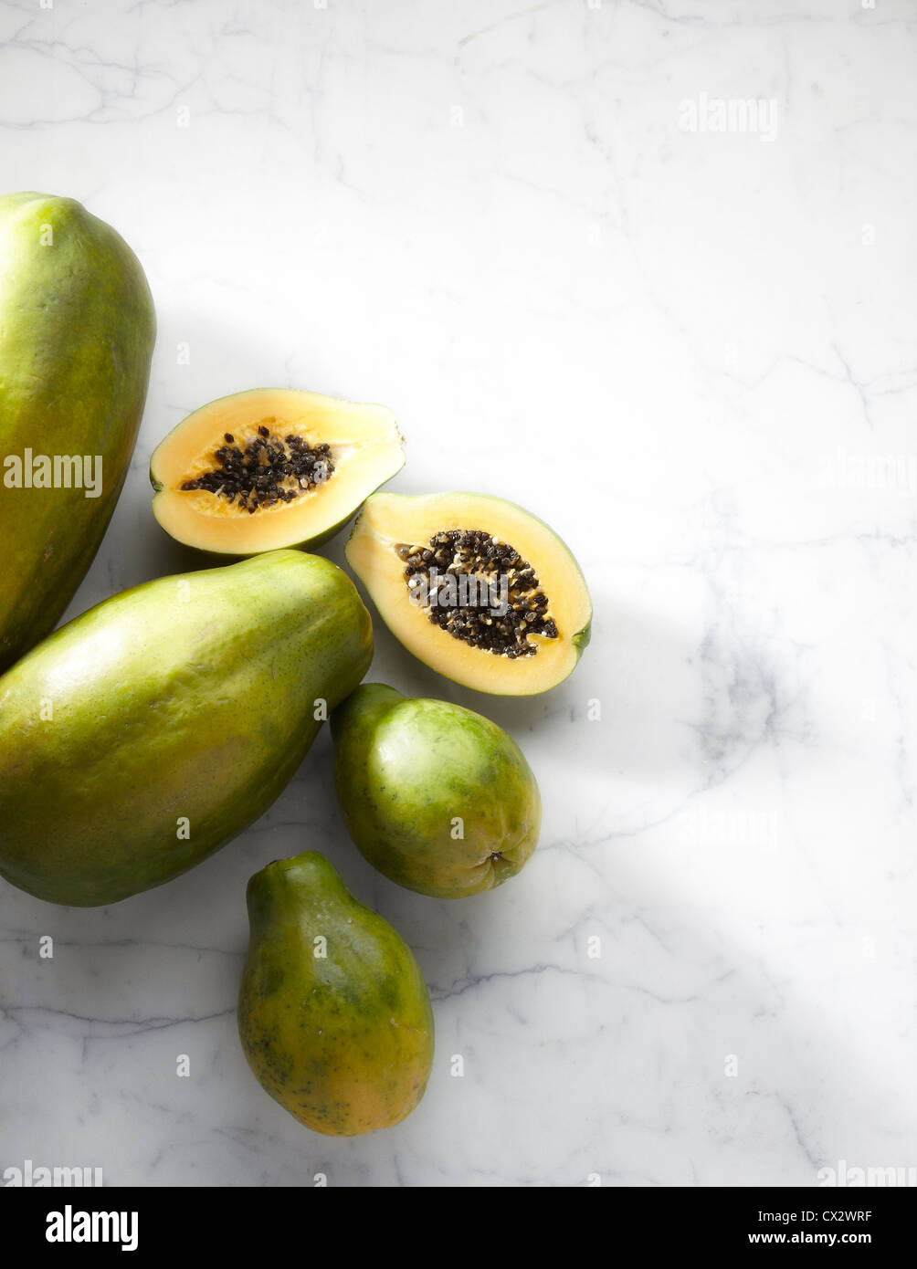 Papaye tropicale Banque de photographies et d’images à haute résolution ...