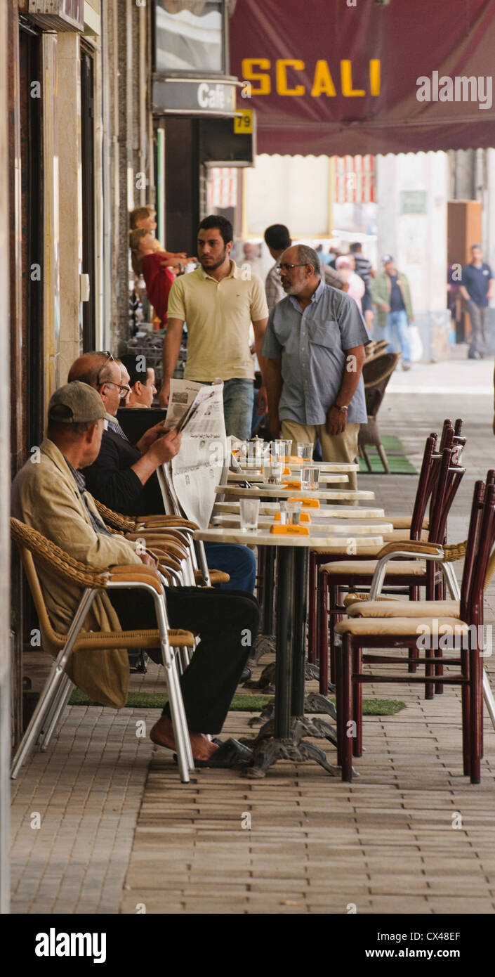 Bar et café maroc Banque de photographies et d’images à haute ...