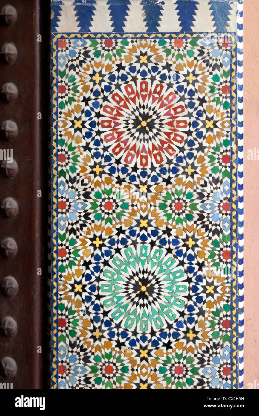 Zellige ceramic tiles morocco Banque de photographies et d’images à ...