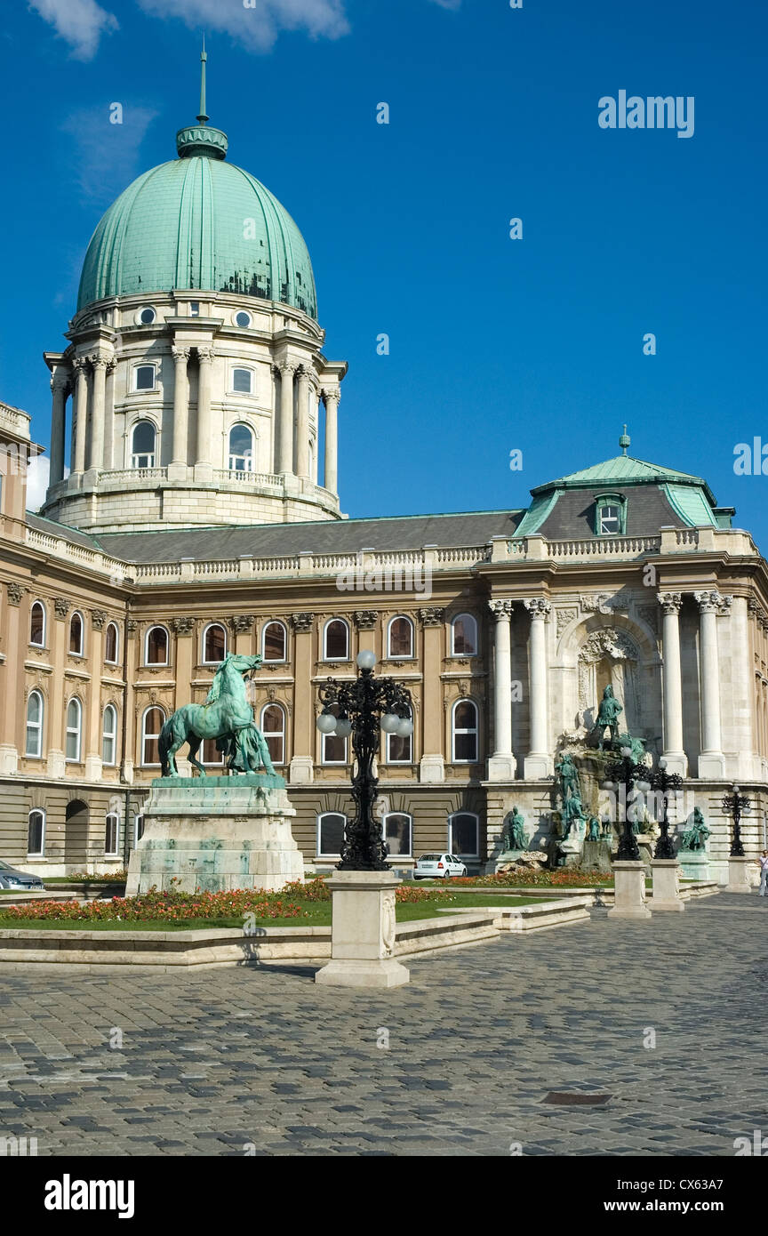 Château royal de buda Banque de photographies et d’images à haute ...
