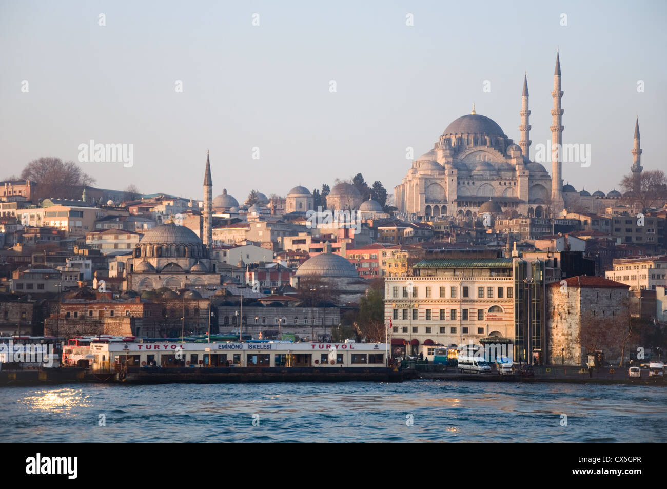 Istanbul mosques Banque de photographies et d’images à haute résolution ...