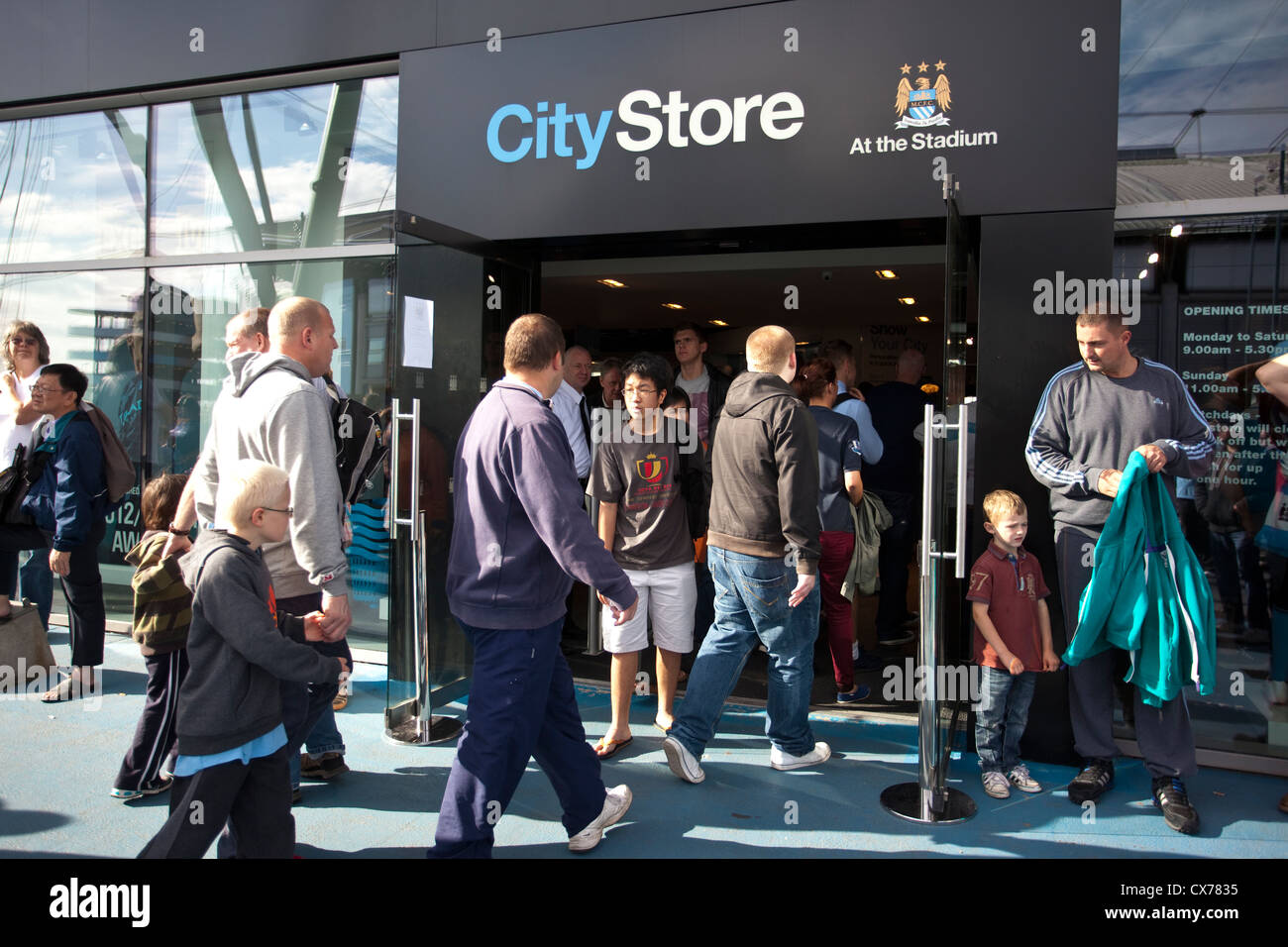 Manchester city football club store Banque de photographies et d’images ...