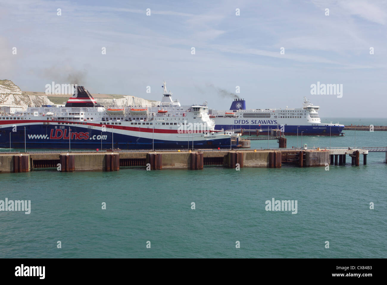 Ferries port douvres Banque de photographies et d’images à haute résolution - Alamy