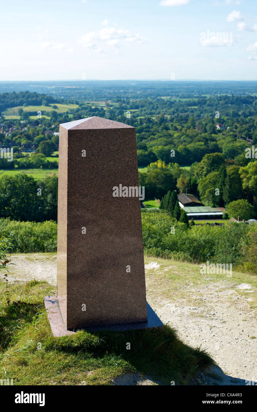 Colley Reigate Hill Memorial à la mémoire de George Simpson Le ...